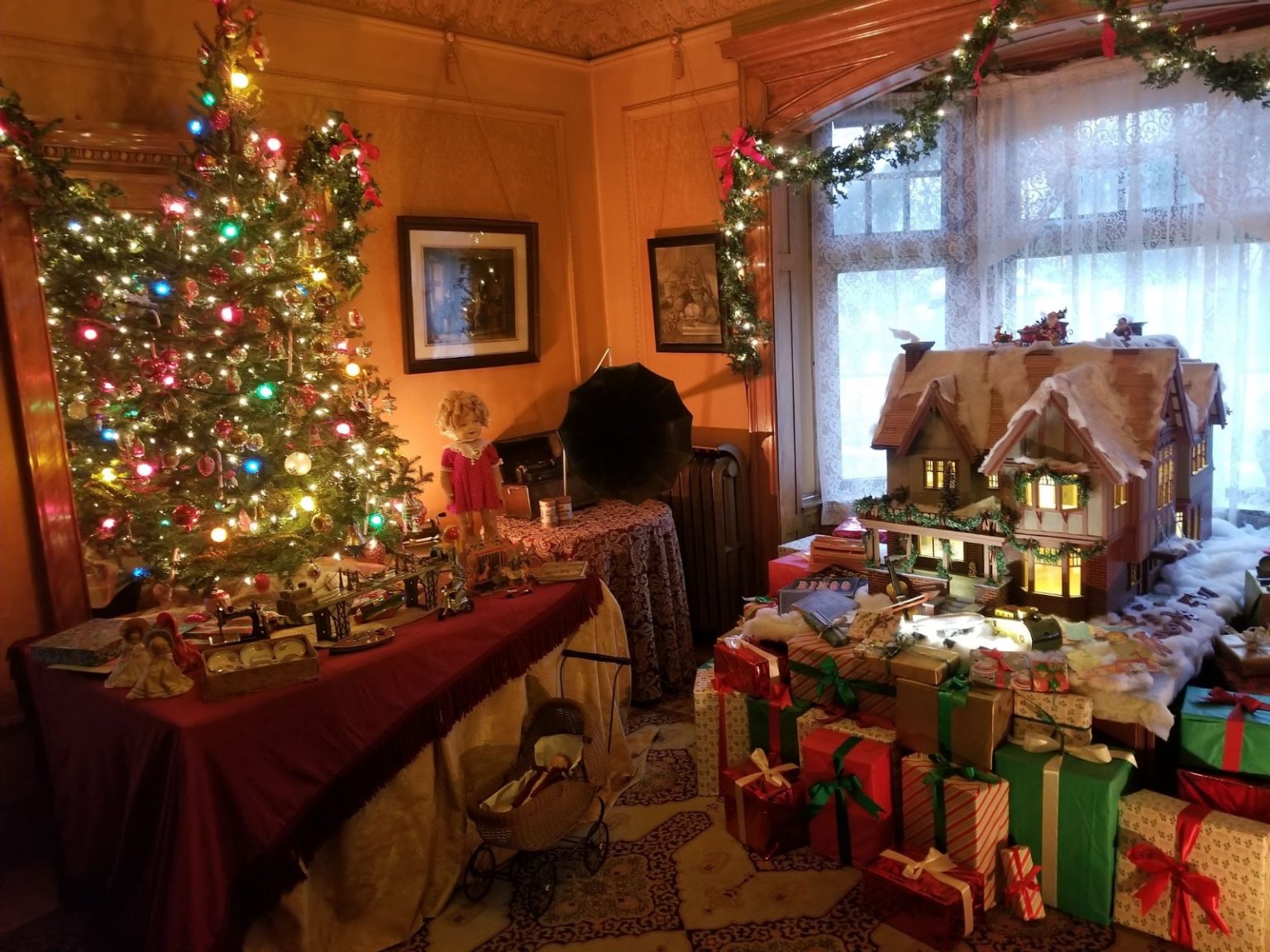 Magical Mansion Tours - Sauk County